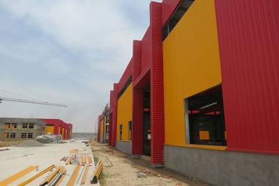 China Quick Assembly Prefabricated Steel Structure Building Bolt Connection Easy Installation Industrial Commercial for sale