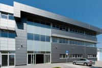 China 6 Storey Multi-Level Steel Structure Office Building with Q355B Hot Rolled H Section Frame for sale