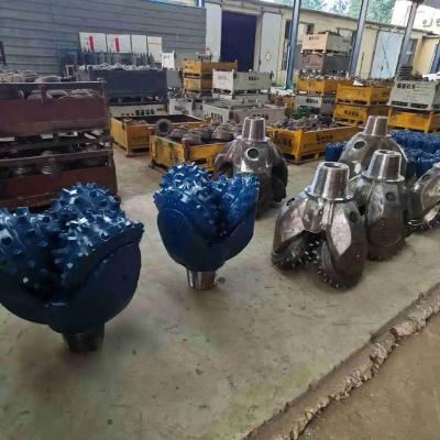 China 24 Inch Tricone Drill Bit Manufacturer Different Tooth Shapes For Construction Works for sale
