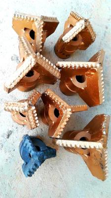 China Drilling Metal Drag Bits Customized Size High Wear Resistant for sale