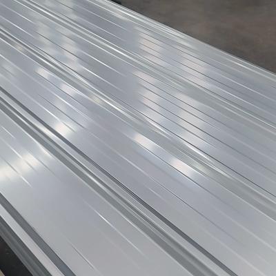 China ISO Certified Galvanised Corrugated Roofing Sheets 0.13-0.8mm Corrosion Resistance for sale