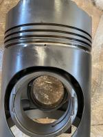 China L28/32H Piston p/n 60601-21H-08 for sale