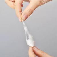 China 500g Medical Sterile Cotton Ball Dental Consumables 100% Pure Absorbent for sale