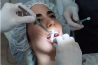 China Disposable Dental Cotton Rolls Surgical Absorbent 100% Cotton for sale
