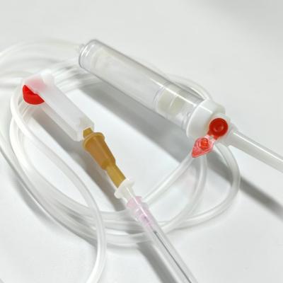 China Disposable Blood Transfusion Set With Hypodemic Needle Luer Lock Connector 150cm Tube Length for sale