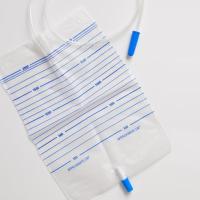 China 2000ml PVC Adult Urine Collection Bag Disposable Urine Bag for sale