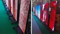 China Smart LED Digital Poster Indoor Floor Stand P1.86 32 49 55 Inch for sale