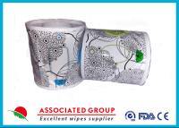 China Household Toilet Flushable Wet Wipes Rolls , Scented Wet Wipes for sale