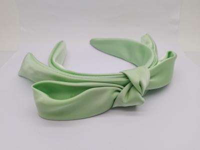 China Fabric Hair Accessories Set with Knot Wide Edge Headband for Women Various Sizes for sale
