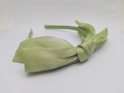 China RICHSTAR Fabric Hair Accessories Set with Knot Wide Edge Headband and Bowknot Design for sale