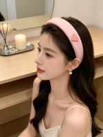 China Richstar Blush Pink Padded Headband with Heart Detail Anti-Slip Design for Women 1 Piece for sale