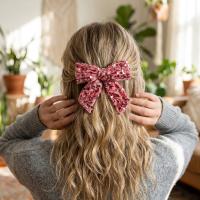 China Fabric Hair Accessories Scrunchie Hairband Hair Claw Various Colors for Women for sale