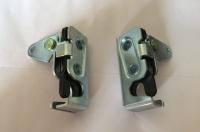 China Draw Hasp Lockable Draw Latch Black Triangle Vertical 63.5*47.1*28.6 for sale