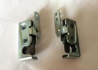 China Spring Drive Outward Opening Lockable Draw Latch Black 63.5*28.6*28.4 for sale