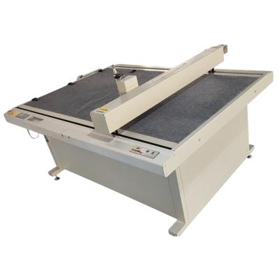 China KAEMI M2 Template Cutting Machine with 1500x900mm Cutting Scope, 400KG Weight, and Pneumatic Fixation Technology for sale
