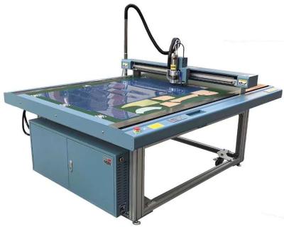 China Power Off Data Recovery Hollow-Carved Design Flatbed Template Cutter with 1500*1200mm Cutting Scope for sale