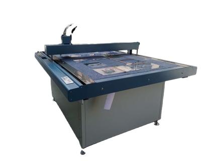 China Versatile Flatbed Cutting Machine with 1500x900mm Cutting Scope for PVC Acrylic Kraft Paper Epoxy at 500-1800mm/s Speed for sale