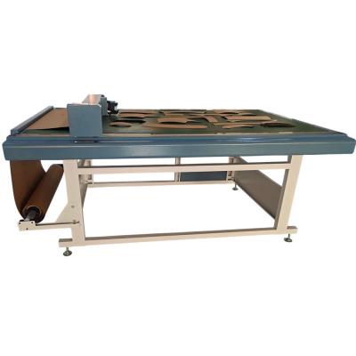 China Apparel CAD Flatbed Cutter Plotter with 1200mm/s Cutting Speed, HP45 Ink Box, and 1500x900mm Cutting Scope for sale