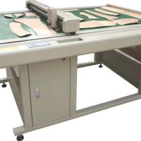 China High Performance 3 Phase Step-motor Flatbed Cutter Plotter with 800 rpm Speed and 1 Year Warranty for Garment Pattern Cutting for sale