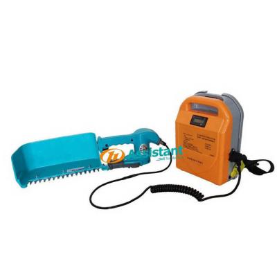 China Tea Garden Tea Picking Machine 200W Professional Tea Leaf Picker with Lithium Battery for sale