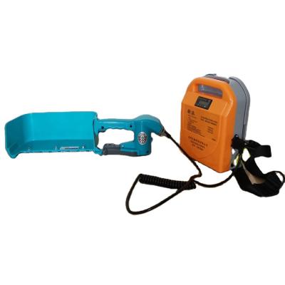 China Plucking Made Easy Dl-4Cd-35 Battery-Powered Tea Harvester with 5200 RPM Motor Speed for sale