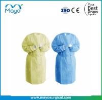 China NON STERILE ISOLATION GOWN IN POLYPROPYLENE 30G/M² for sale