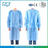 China AAMI Level 3 Disposable Isolation Gown PE Coated Long Sleeves With Cuff Medical Gown for sale
