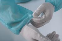 China Chemical resistant surgical isolation gown disposable 2ply SPP lamination PE for sale