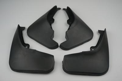 China Hyundai Accent  2007 Rubber Auto Mud Guards Plastic Mould Injection Replacement for sale