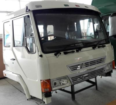 China Truck Cabins Complete Assy For FAW AMW Jiefang FM 240 Truck Driving Hub Steel Frame and Complete Assembly for sale