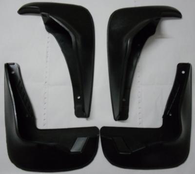 China Replacement Nissan Set Of Rubber Car Mud Flaps For Nissan Cefiro-1998-A32 for sale