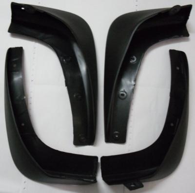 China Black Rubber Car Mud Flaps Automotive Accessory For Nissan Livina / Murano for sale