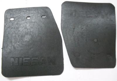 China Universal Nissan Mud Flaps For Nissan Flat Use Set Spare Repair for sale