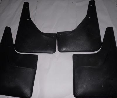 China Mitsubishi MPV Rubber Mud Flaps Replacement of Mitsubishi Space Wagon Savrin Grandis N31 N32 N34 for sale