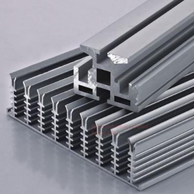 China Corrosion Resistant Aluminum Alloy Extruded Profiles 6063 6061 6005 6060 T5 T6 Multi Specification Applications for sale