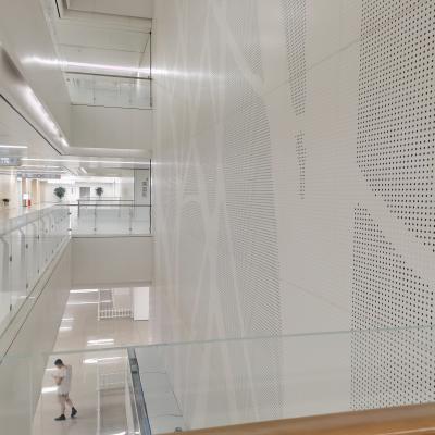 China Premium Architectural Woven Wire Mesh Punching Net For Wall Facing for sale