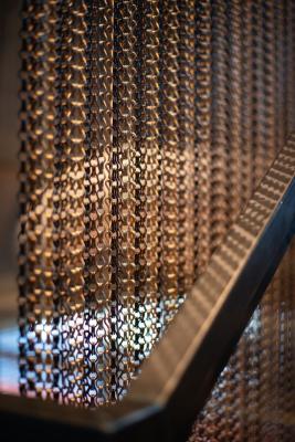 China 24mm Chain Distance 1.2mm Wire Diameter Aluminium Chain Fly Screen with 60% Open Area for Industrial Applications for sale