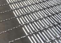 China 3mm Thick Stainless Steel Architectural Mesh Woven Wire Screen Space Dividers for sale