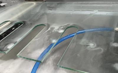 China Certified Glass Door Hinge Notches CNC Cutout Machine with UR Certification for sale