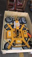 China Electric Glass Lifting Machine 300kg Capacity 1750x765x2000mm Vacuum Lifter for Flat Glass for sale