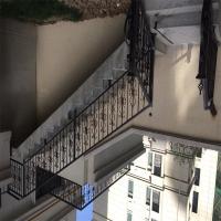 China Certified Hot Dip Galvanizing Iron Indoor Veranda Railing Flooring Mounted For Iron Railing for sale