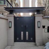 China Security Rolling Wrought Iron Gate Doors Residential Outdoor 10 Gauge for sale