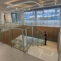 China Custom Aluminum Tempered Glass Banister Railing Stair For Hotel for sale