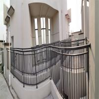 China Modern Architectural Indoor Balcony Railing Iron Fence Aluminium Balustrades for sale