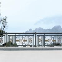 China Aluminum Railing with Customizable Horizontal Slat Design for Pool and Yard for sale