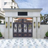 China Personalized Front Residential Swing Forged Iron Gate For Garden Driveway for sale