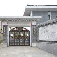 China Upgrade Outdoor Living Space with Elegant Gates Design and Modern Entrance Door for sale