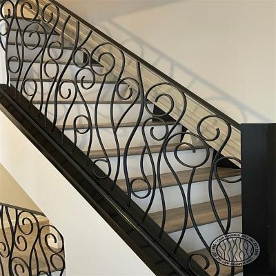 China Exterior Aluminum Stair Railing Square Pillar With Support Brackets for sale
