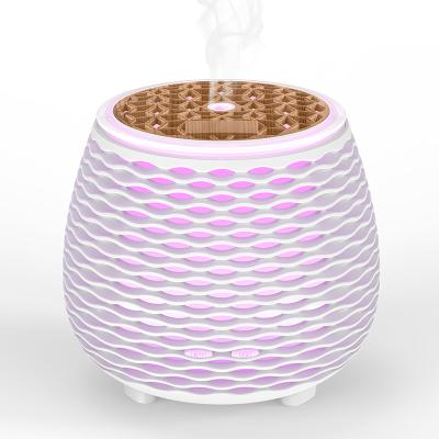 China USB Aroma Essential Oil Diffuser 300ml Coverage 20-30 Sqm Auto Shut Off for Office Home for sale