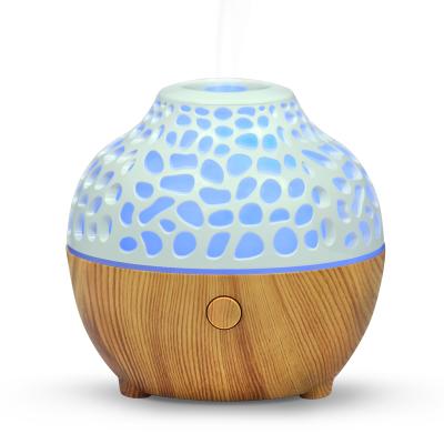 China Mini USB Aroma Diffuser Portable Essential Oil Humidifier 100ml Quiet Operation for Office Home Desk Travel for sale
